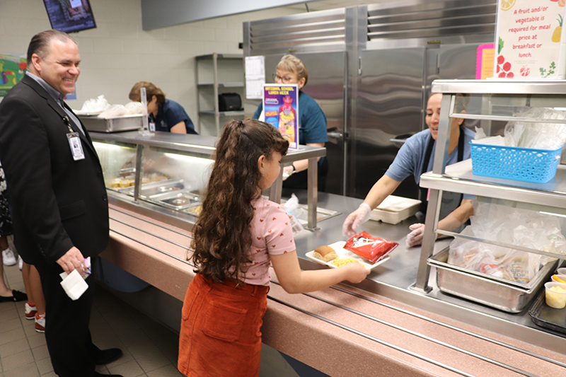 Katy ISD’s Rhoads Elementary Celebrates National School Lunch Week