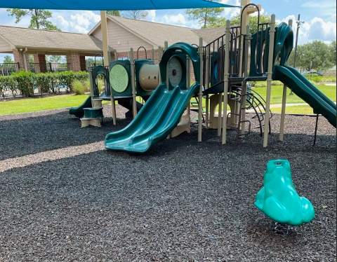 New Playground Is Complete in Lakes at NorthPointe!